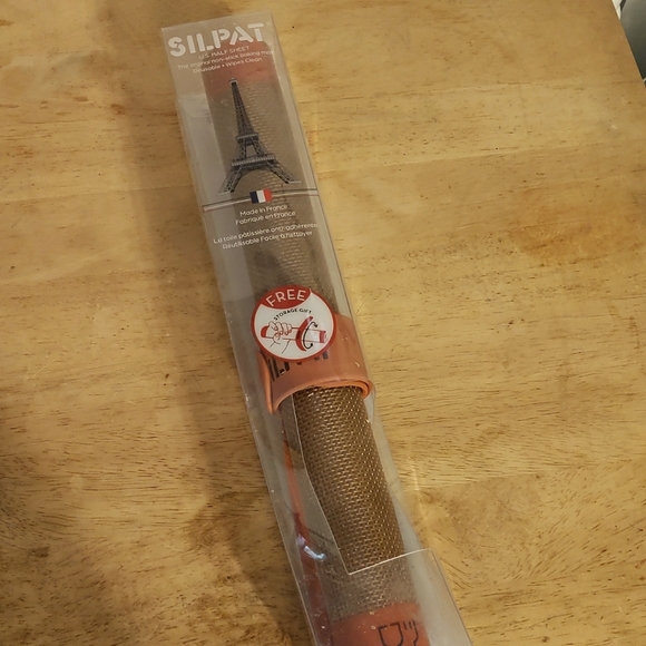 Silpat | Kitchen | Silpat Us Half Size Baking Mat For 3 X 18 Pan | Poshmark